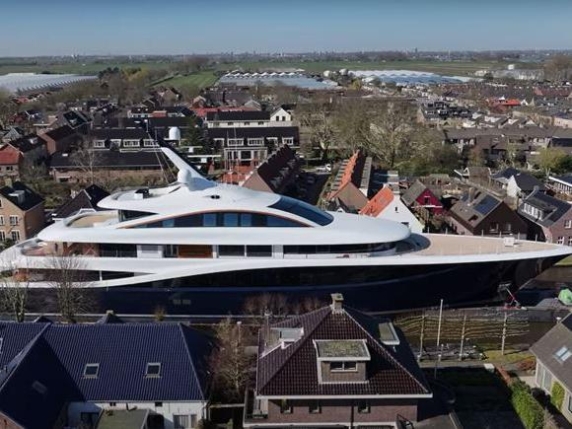 Lawrence Stroll, il boss dell'Aston Martin F1 si compra un superyacht ...