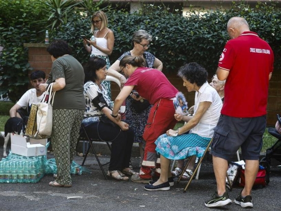 Esplosione a Roma: il camion, l'incendio e lo scoppio nel distributore ...