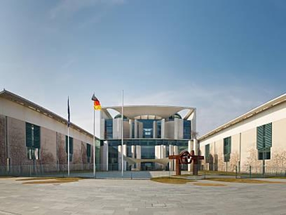 Dentro la stanza segreta della Cancelleria federale tedesca di Berlino ...