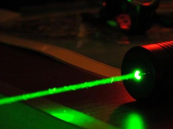 Armi laser, come funzionano e quali Stati già le usano? | Corriere.it