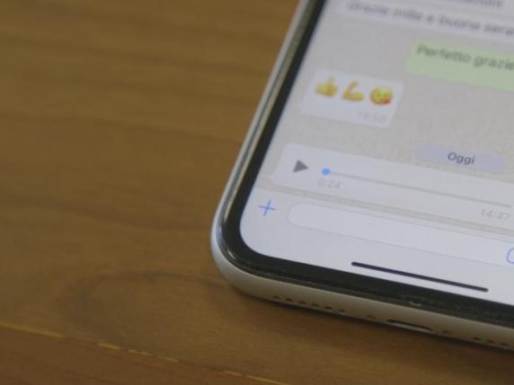 Il galateo dei messaggi vocali su WhatsApp: i consigli per inviare gli ...