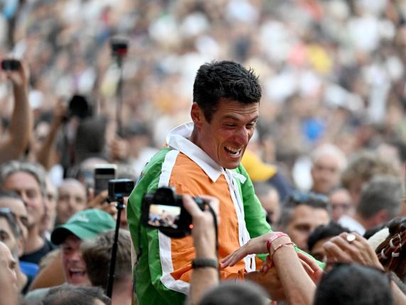 Chi è Tittia, il fantino Giovanni Atzeni che ha vinto il Palio di Siena ...