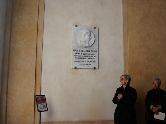 La storia di Maria Farnè, prima donna laureata a Torino | Corriere.it