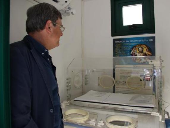 Bari, neonato trovato morto per il freddo nella chiesa di San Giovanni ...