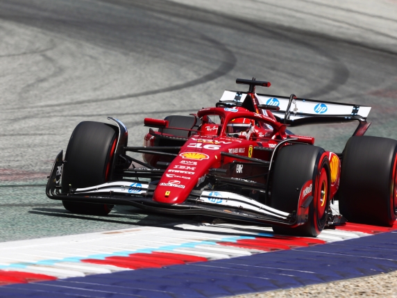 F1 Gp Austria: Norris vince davanti a Piastri e Leclerc. Hamilton 4°. Incidente Antonelli ...