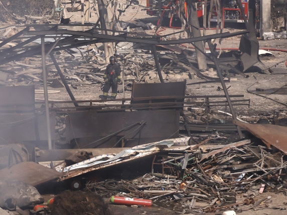 Esplosione a Roma: il camion, l'incendio e lo scoppio nel distributore ...