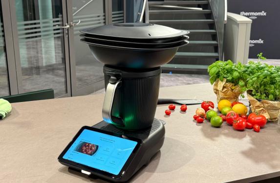 Bimby TM7, le immagini in anteprima del nuovo robot da cucina di ...