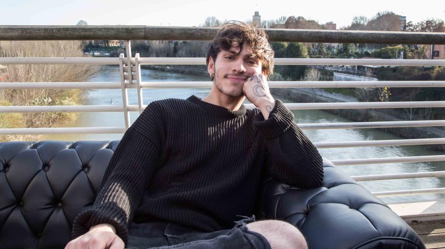 Deddy presenta «Casa gigante»: il nuovo disco, sul set al ponte della ...