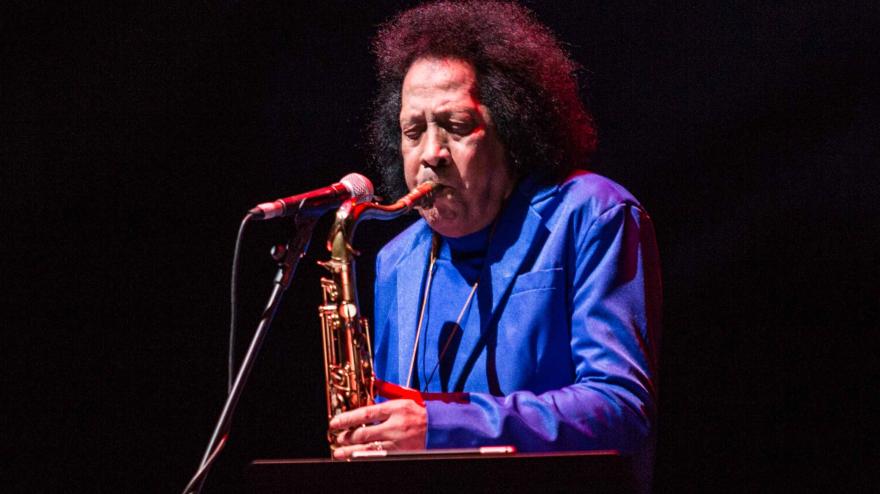 James Senese e il live all'Auditorium. Il sassofonista dedica «Bon ...