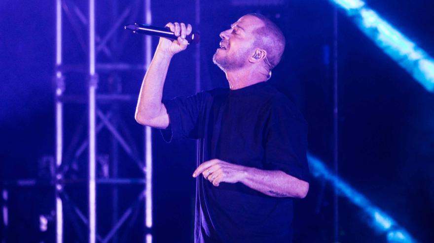 Raf, successi del passato e nuove sonorità: «Vi accolgo con l’energia e ...