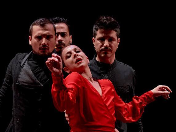 Sara Cano, la star del flamenco allo Strehler: «Con Mujer de Pie danzo ...