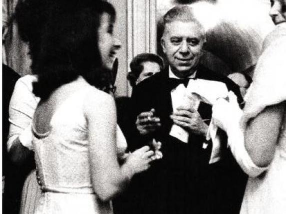 Quella volta che la Scala bocciò Eugenio Montale: «Grazie tante, ma il ...