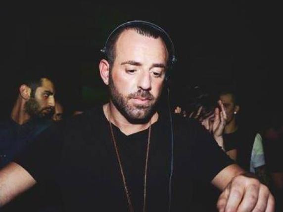 Roma, morto dj Renè, resident al «Circoloco» di Ibiza: sui social il ...