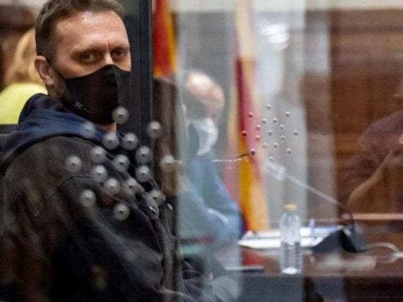 Igor il Russo in carcere aggredisce un agente: piastrella usata come un ...