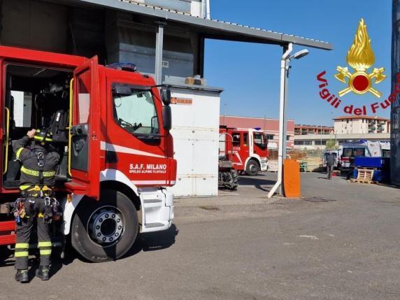 Senago, è morto l'operaio caduto dal tetto della Cifa: era in pensione ...