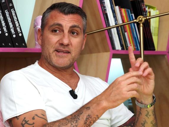 Christian Vieri e il tentato furto del cellulare: «Bisogna stare ...