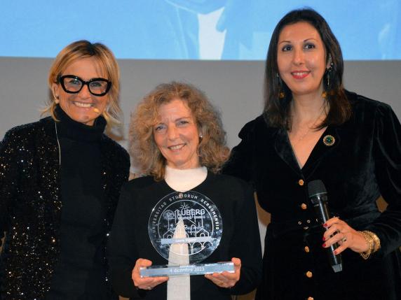 Università di Bergamo, premio alla carriera per la professoressa Laura ...