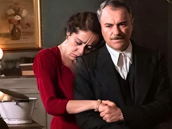 «Napoli milionaria!», il film tv di Miniero convince: bravi Gallo e ...