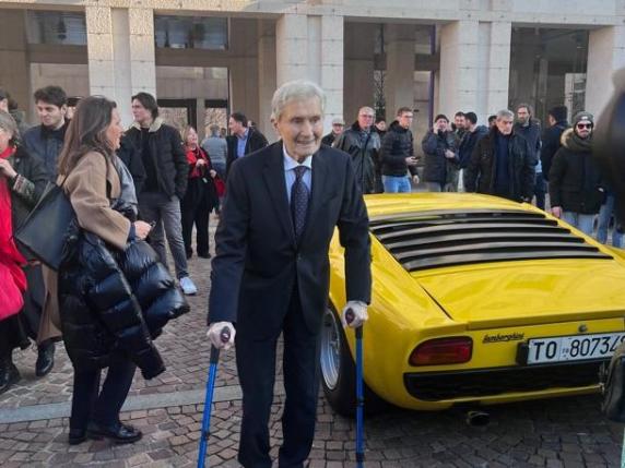 Marcello Gandini si laurea a 85 anni. «Mio padre mi voleva pianista, io ...