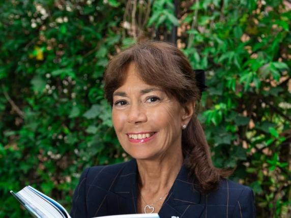 «Nel prossimo libro, Geronimo Stilton scopre Napoli». Parola della sua ...