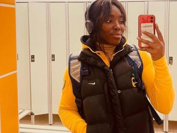 Daisy Osakue fermata dalla security in un negozio Apple di Torino ...