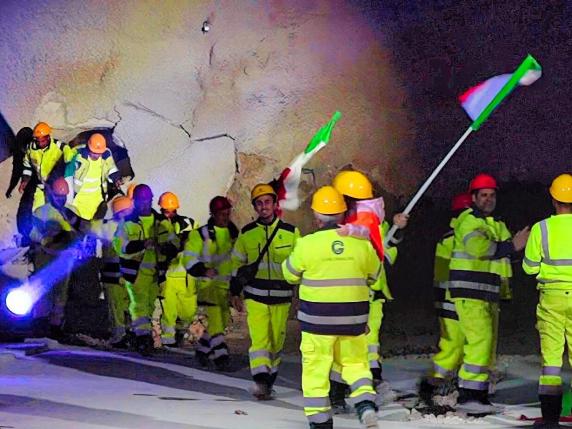 Tav, Verona e Brescia collegate: abbattuta la parete della galleria ...