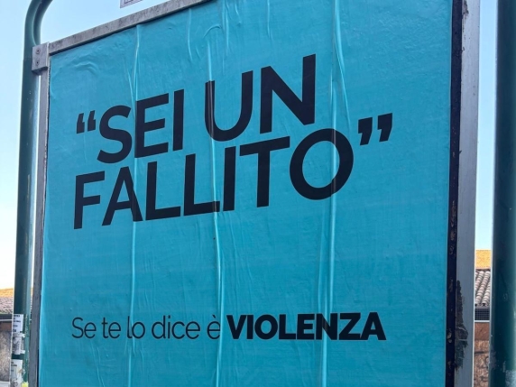 Bologna, la pubblicità choc per la Festa del papà ispirata a quella ...