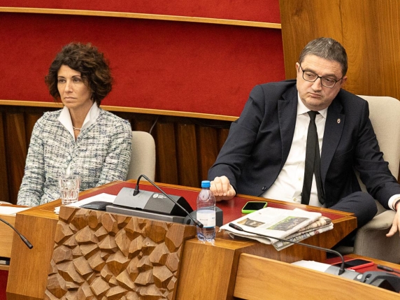 Trentino, dopo il no del governo al terzo mandato il leghista Fugatti ...