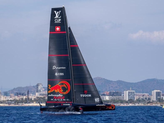Il gruppo velico svizzero Alinghi protesta: «Team New Zealand ha scelto ...