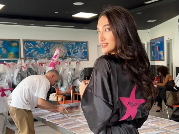 Michela Ferrante, di nuovo modella a 41 anni alla Fashion Week di ...