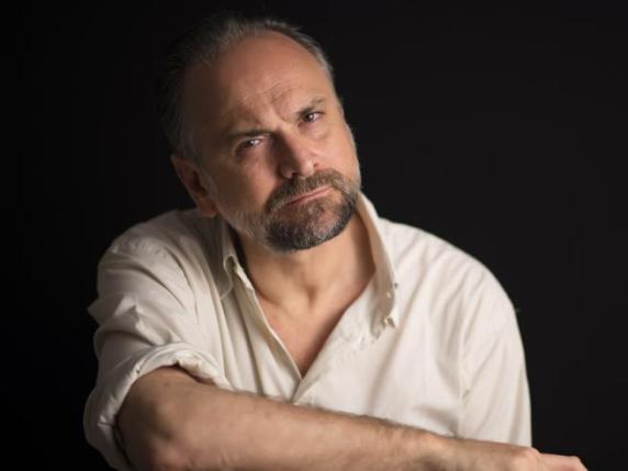 Roma, lite al mercato per la mascherina: l'attore Massimo Popolizio ...