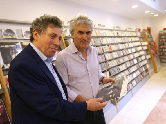 Milano, chiude Buscemi Dischi: dopo 50 anni addio al regno dei vinili ...