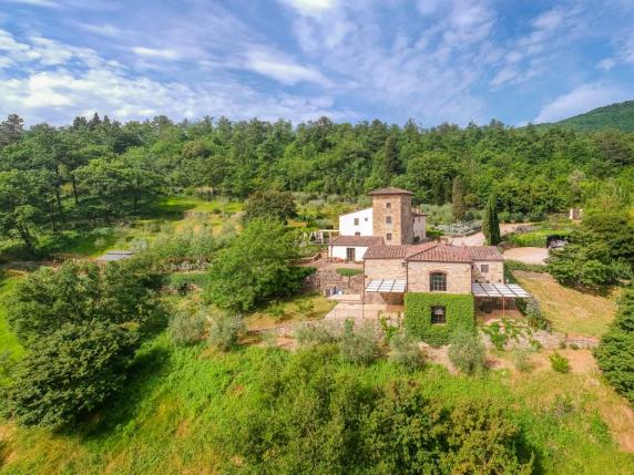 Firenze, venduta la villa del primo incontro tra Dante e Beatrice ...