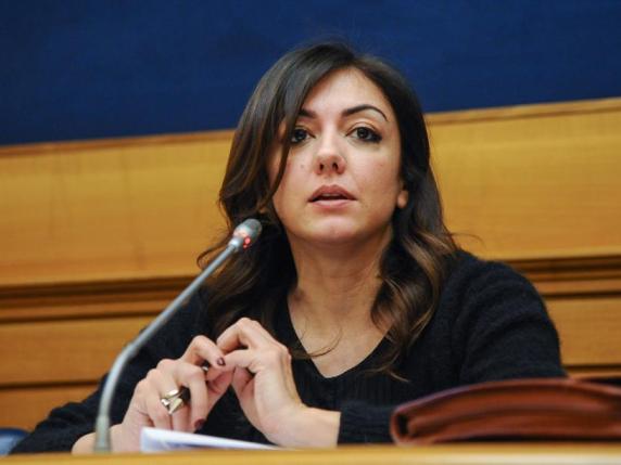 Chi è Augusta Montaruli, la carriera politica iniziata a 16 anni, il ...