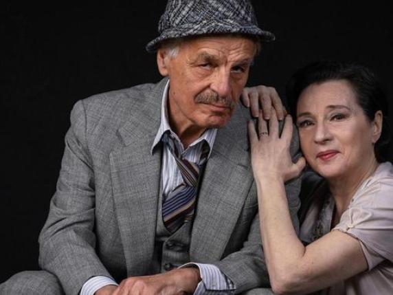 Michele Placido e Alvia Reale in «Morte di un commesso viaggiatore ...