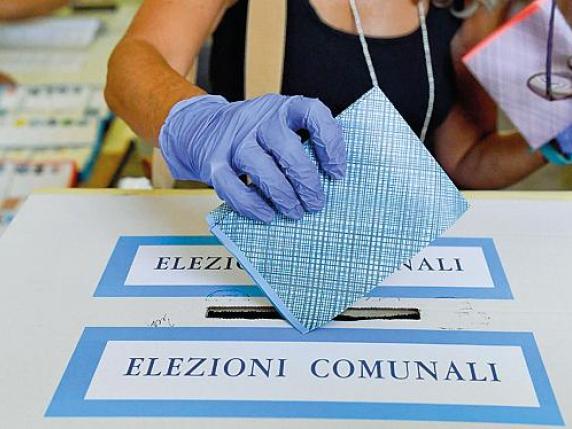 Elezioni In Campania 89 Comuni Al Voto A Portici Si Ricandida Cuomo