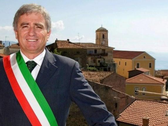 Angelo Vassallo, il fratello candidato del M5S: il peggio deve ancora ...