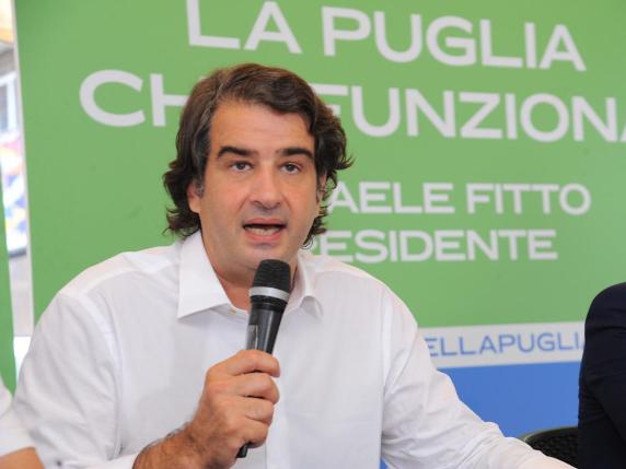 Raffaele Fitto, chi è il candidato del centrodestra in Puglia: è un ...
