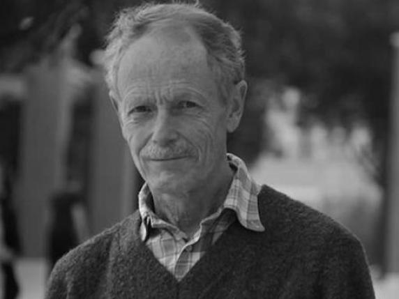 Salviamo Giancarlo (e la sua libreria) dagli affaristi | Corriere.it Salviamo Giancarlo (e la sua libreria) dagli affaristi | Corriere.it