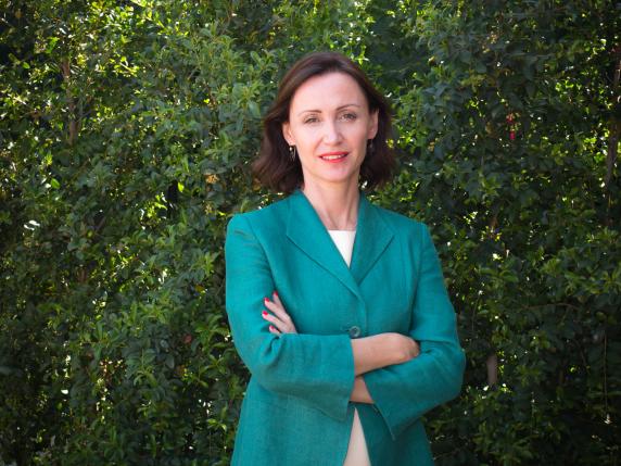 Chi è Silvia Rovere, la manager cuneese nominata al vertice di Poste ...