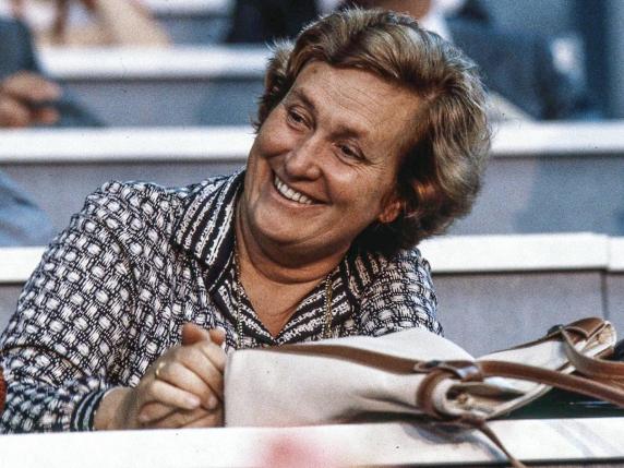 Tina Anselmi, il film dedicato alla staffetta partigiana che divenne il ...