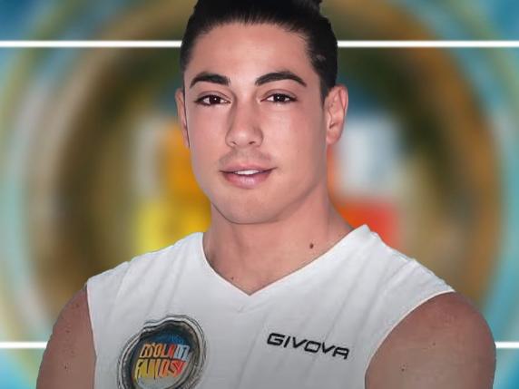 Luca Vetrone, chi è il naufrago romagnolo dell'Isola dei famosi 2023 ...