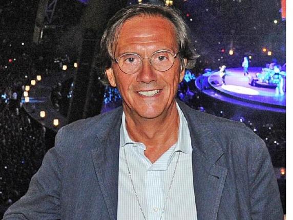 Processo al re dei concerti Muttoni e all'ex senatore Esposito, sulla ...