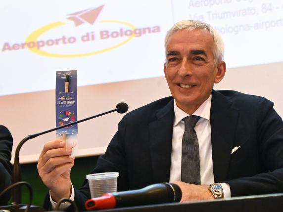 Sospensione dei voli notturni all'aeroporto di Bologna, Postacchini ...