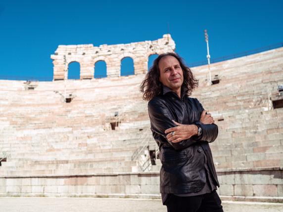 Arena, la firma di Poda sulla prima del centenario del festival della ...