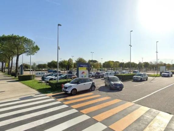 Omicidio nel parcheggio del Vulcano Buono a Nola, la lite nata per lo ...