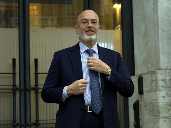 Chi è Massimo Segre, banchiere che alla festa per annunciare le nozze ...