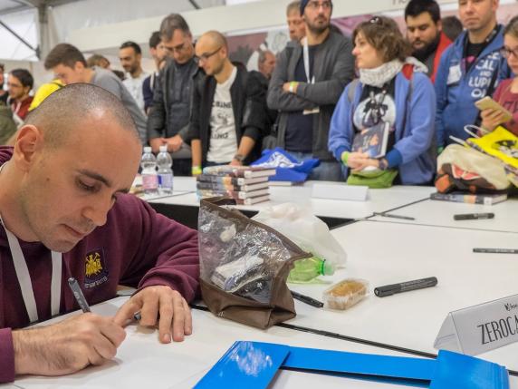 Lucca Comics, Zerocalcare non va alla kermesse per il patrocinio di Israele: Vauro solidale ...