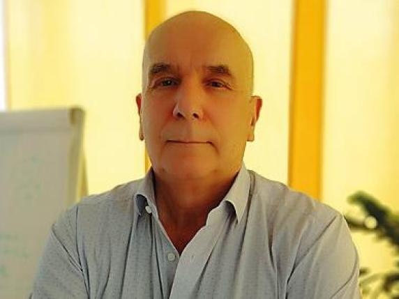 L'imprenditore che recupera metalli preziosi dalle batterie: «Nessuno ...