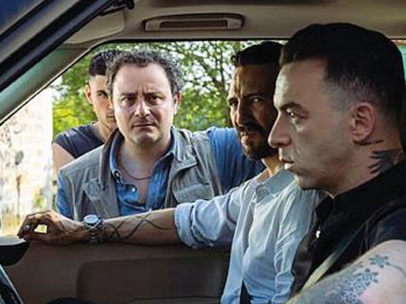 Torino, il ristorante Del Cambio set per «Blocco 181», la serie Sky del ...